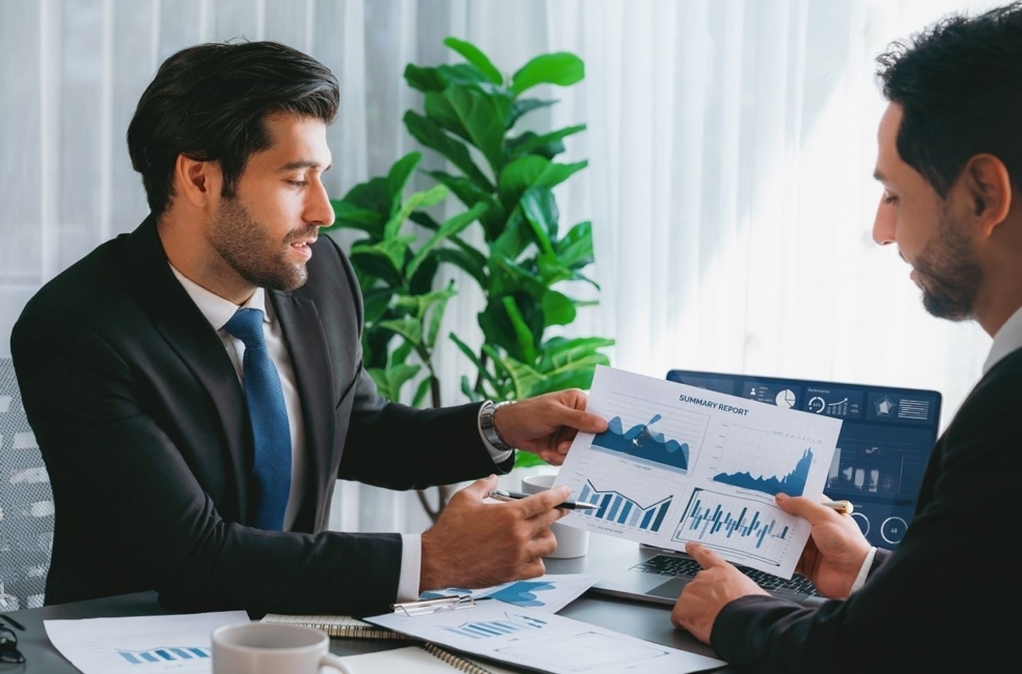 Building Real Business Intelligence Analyst Experience in the UK: A ...